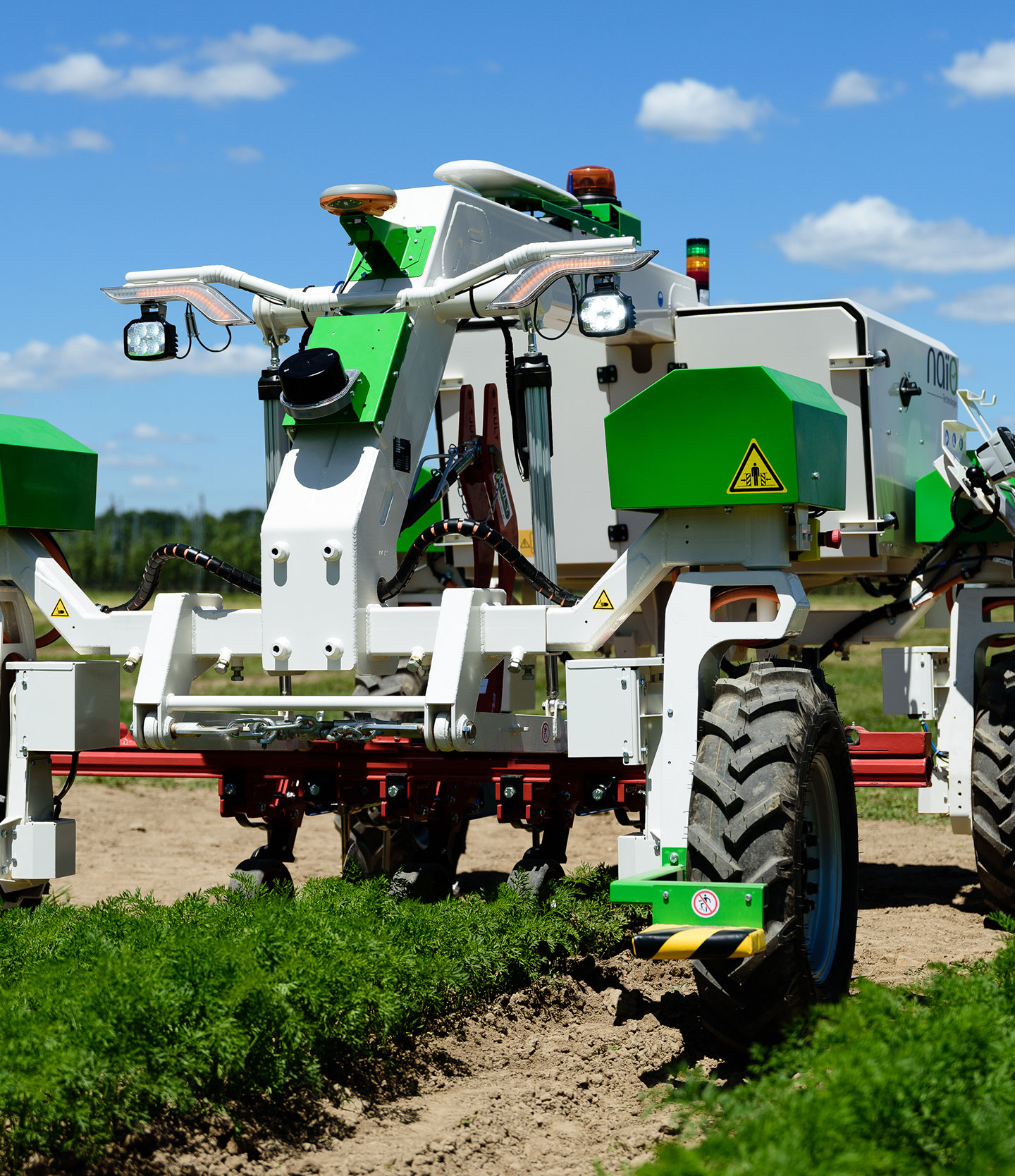 DINO vegetable weeding robot for large-scale vegetable farms