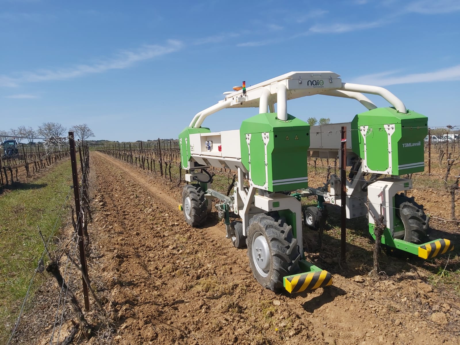 Ted, en plein marathon des démos ! - Naïo Technologies